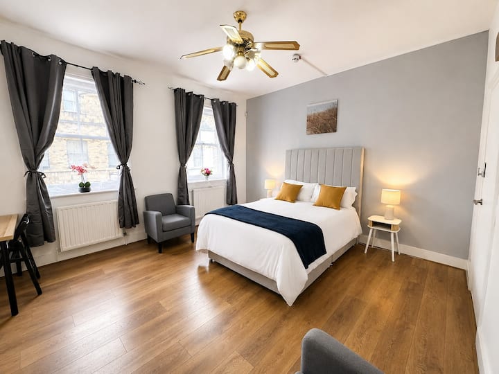 6br Flat Near Aldgate East, Whitechapel London -
