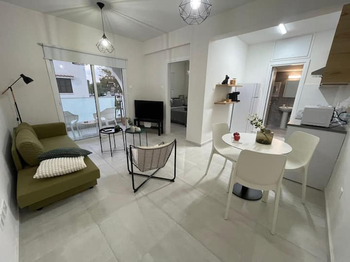 Paphos Sunset Marina - New Apt 5 Min From The Sea - Kato Paphos