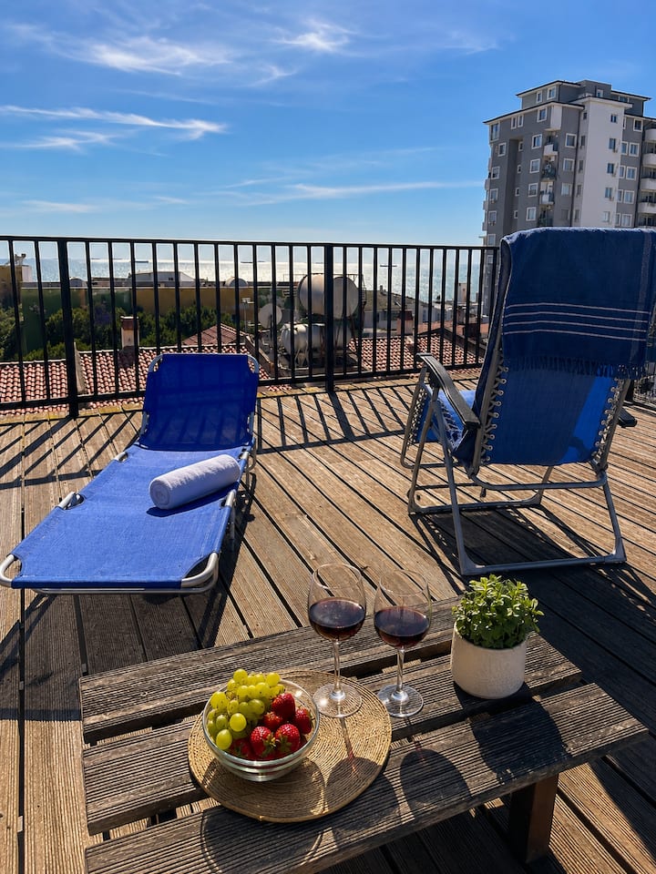 Seaview Terrace Apartment | 5 Min Walk To Beach - Durrës