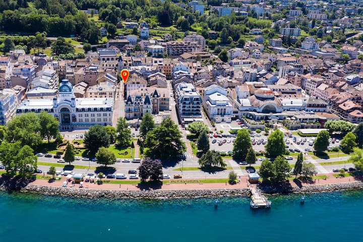 Vue Lac & Place Dr Jean Bernex  Cœur D'evian - Évian-les-Bains
