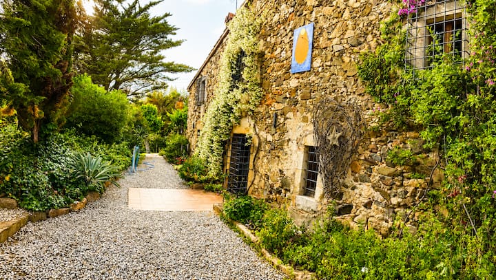 Mas Cathala Masia En El Baix Empordà - Palamós