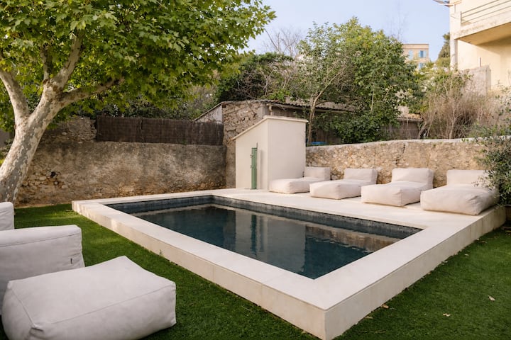 Elégante Maison Contemporaine Avec Piscine - Marseille