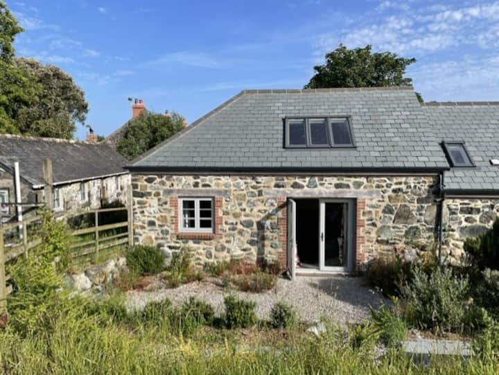 Tranquil Cornish Haven - Coverack