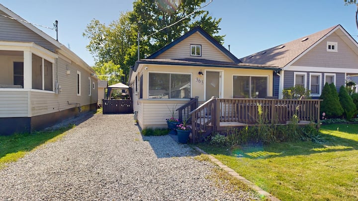 Crystal Beach Cottage 4 Min. Walk To The Sand - Crystal Beach