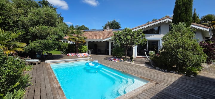 Villa Familiale Avec Piscine Chauffée - Saint-Jean-d'Illac