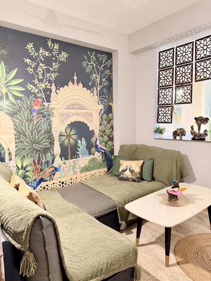 Raasiya Homestay | Near Prem Mandir & Iskcon - Vrindavan