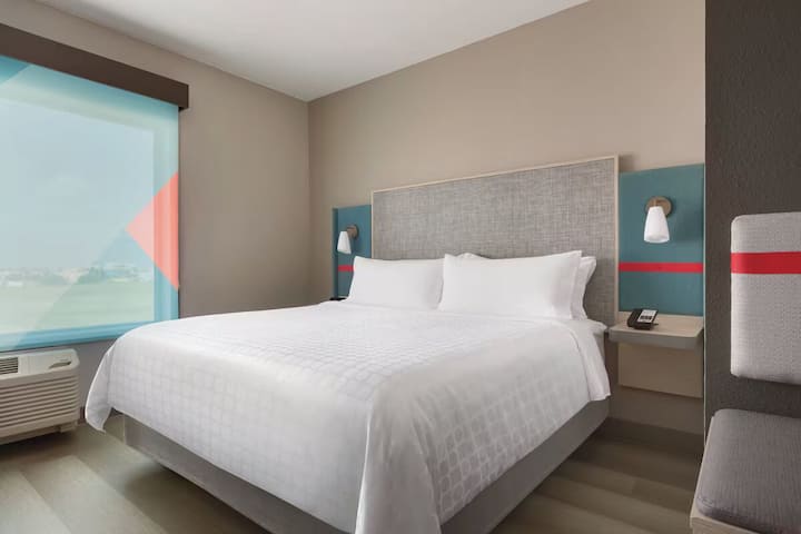 Avid Ihg Pueblo North King Studio - Pueblo, CO