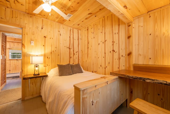 Relaxing Ranch Fallen Oak. - Ligonier, PA