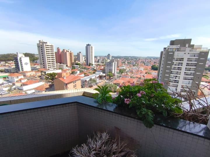 3-bedroom, 3-bathroom Spacious Apartment - São Carlos