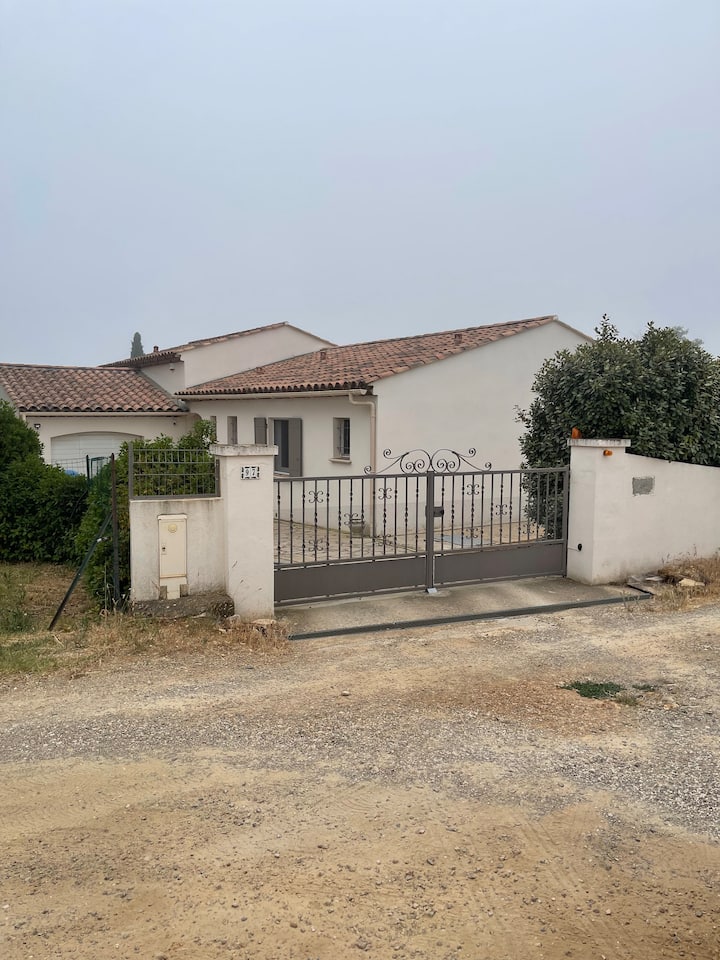 A Louer Maison Au Calme - Aups