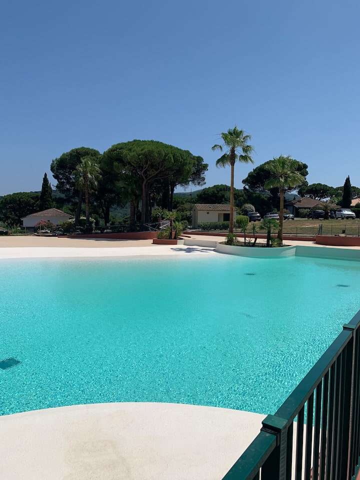 Golfe Sttropez,maison Style Californien.piscine - Plage de Pramousquier