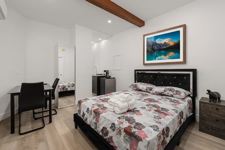 Downtown Hotel Suite Plateau 303 - Laval, Quebec, Canadà