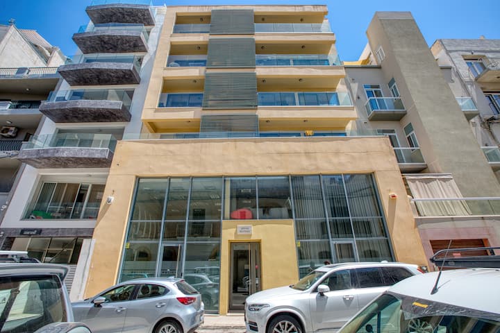4 Bedroom House In Sliema - Malte