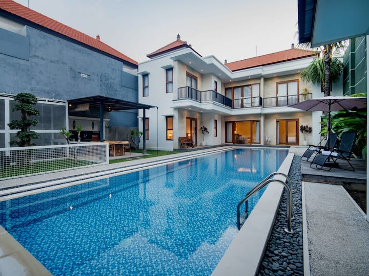Modern 4br Luxury Oasis In Sanur With Private Pool - Sanur