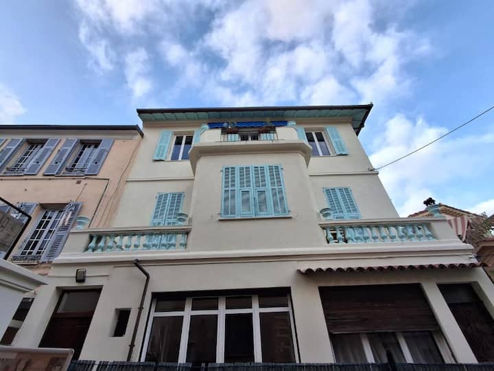 Villa Iolanda Just 600 Metres From The Beach - Menton