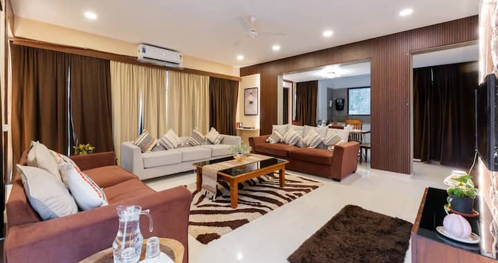 Whispering Stones L Modern Stone-themed 4bhk Villa - Bombay