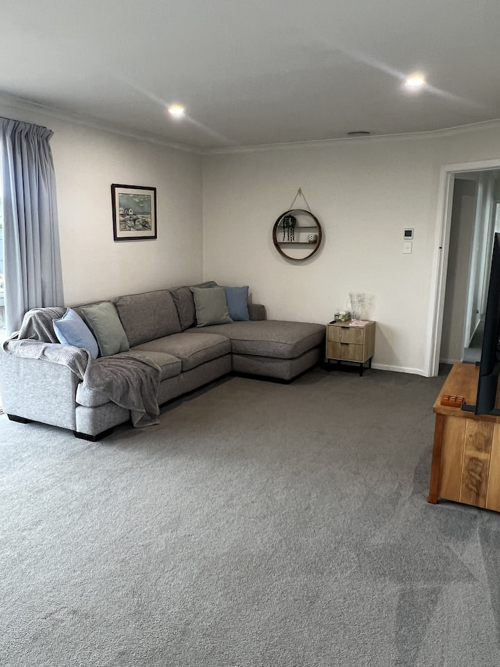 Home In Greytown - Carterton