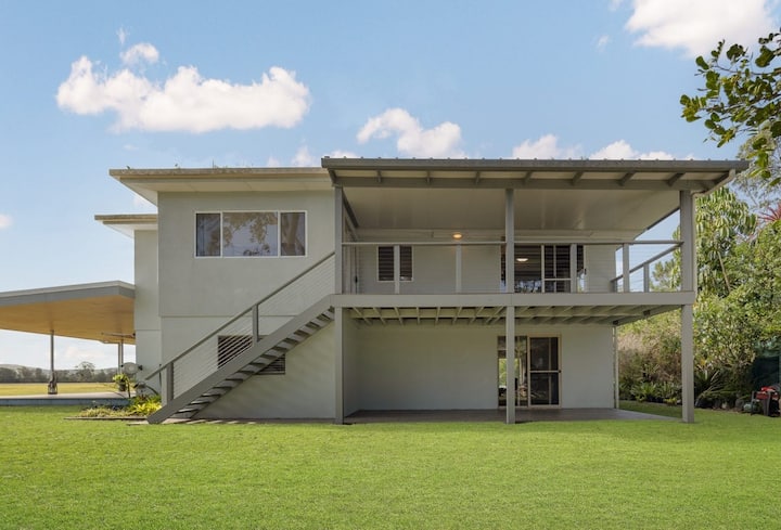 Riverside Retreat | Main House | 4brsunshinecoast - Nambour