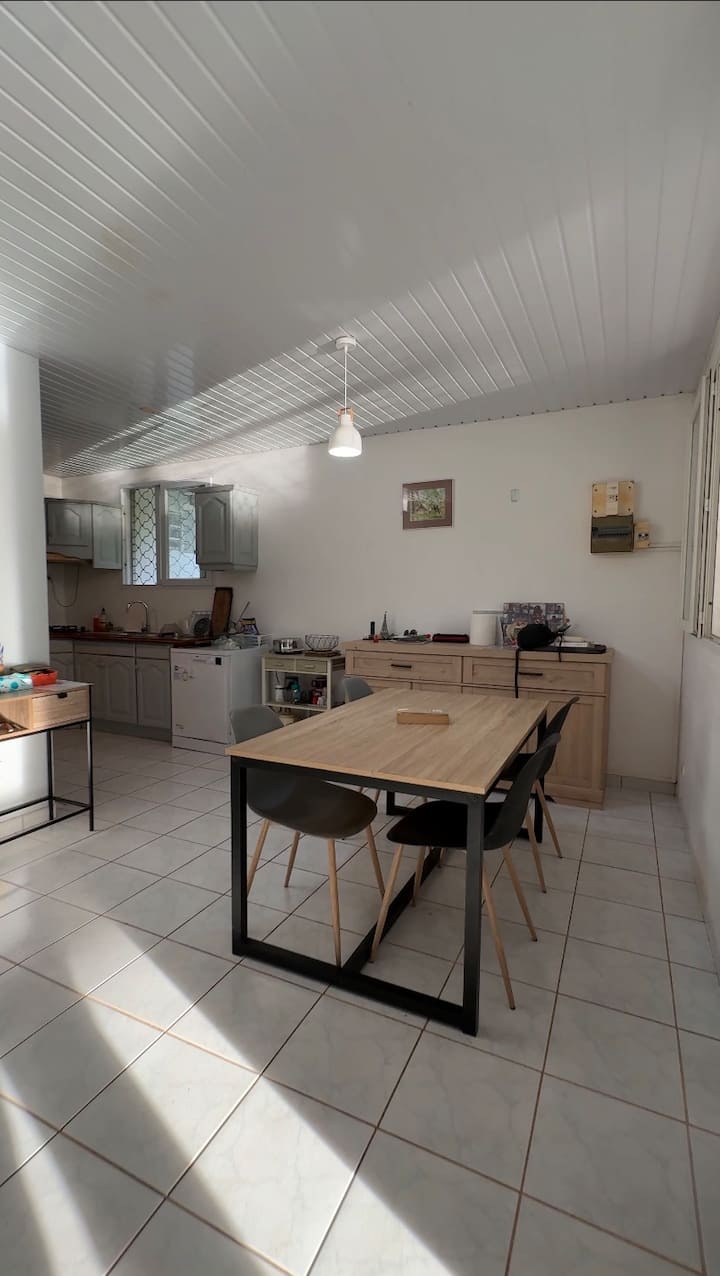 Belle Villa Avec Piscine Et Jardin - Guyane française