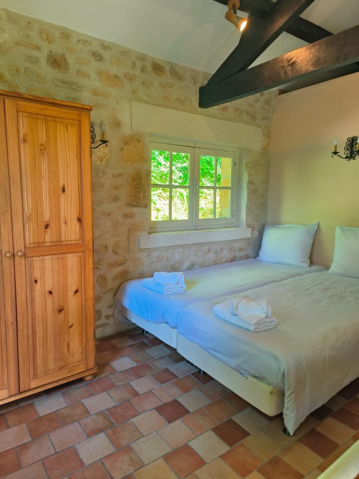 Charming 2p Gite With Pool - Dordogne