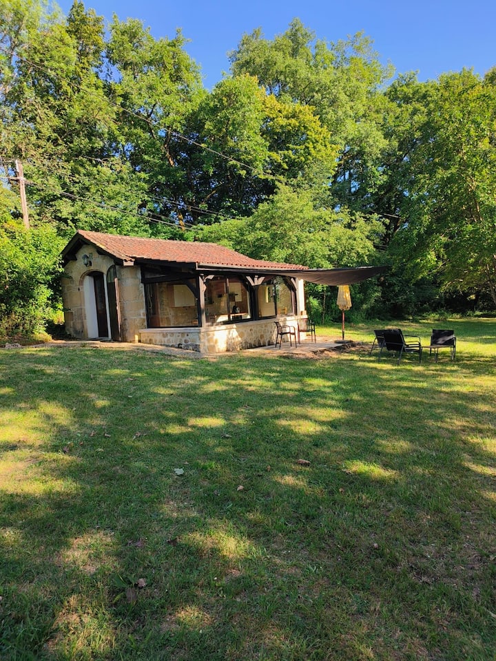 Charming 2p Gite With Pool - Les Eyzies-de-Tayac-Sireuil
