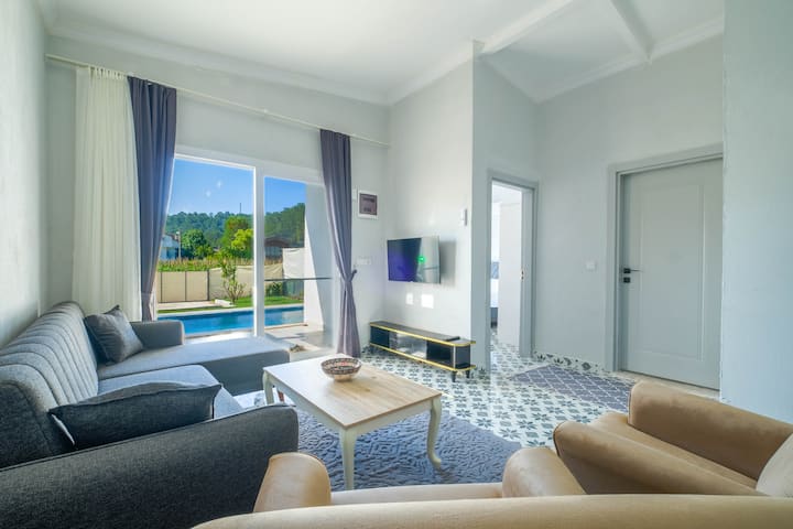 İNlice’de Denize 700 Metre Müstakil Villa - Göcek