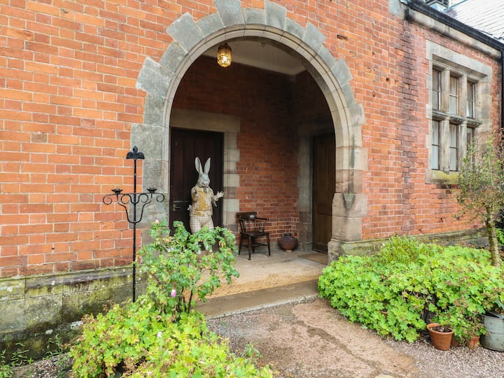 Shrewsbury Lodge - Stafford, UK