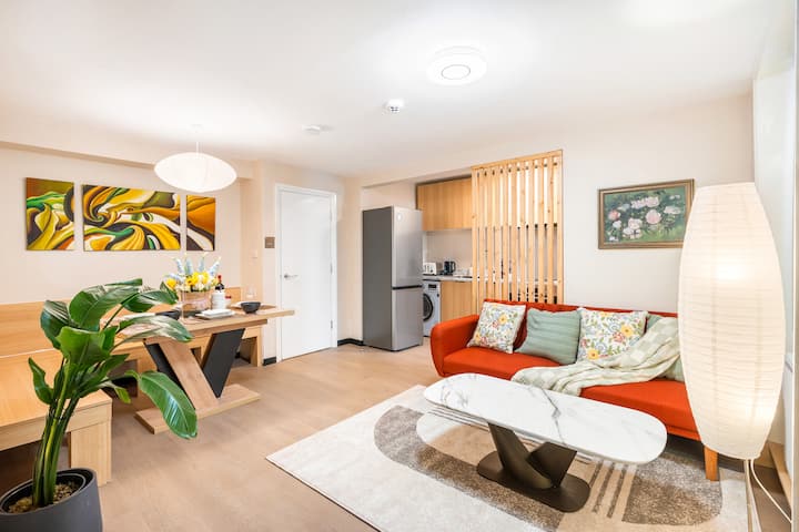 Central Brighton | 3 Bed, 3 Bath | 5 Min To Beach - Brighton Marina