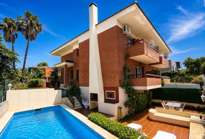 Villa Au Centre De Salou | Piscine Et Barbecue - Tarragona
