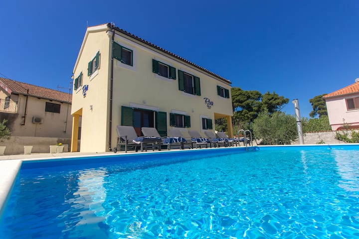 Villa Riva Krapanj - Šibenik