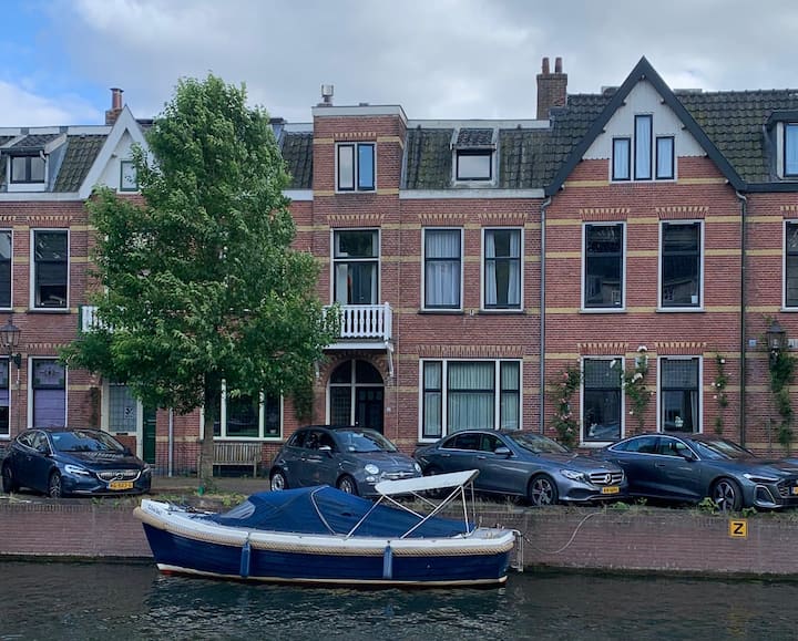 Luxurious 3-story Canal House Near Utrecht With Ac - Utrecht