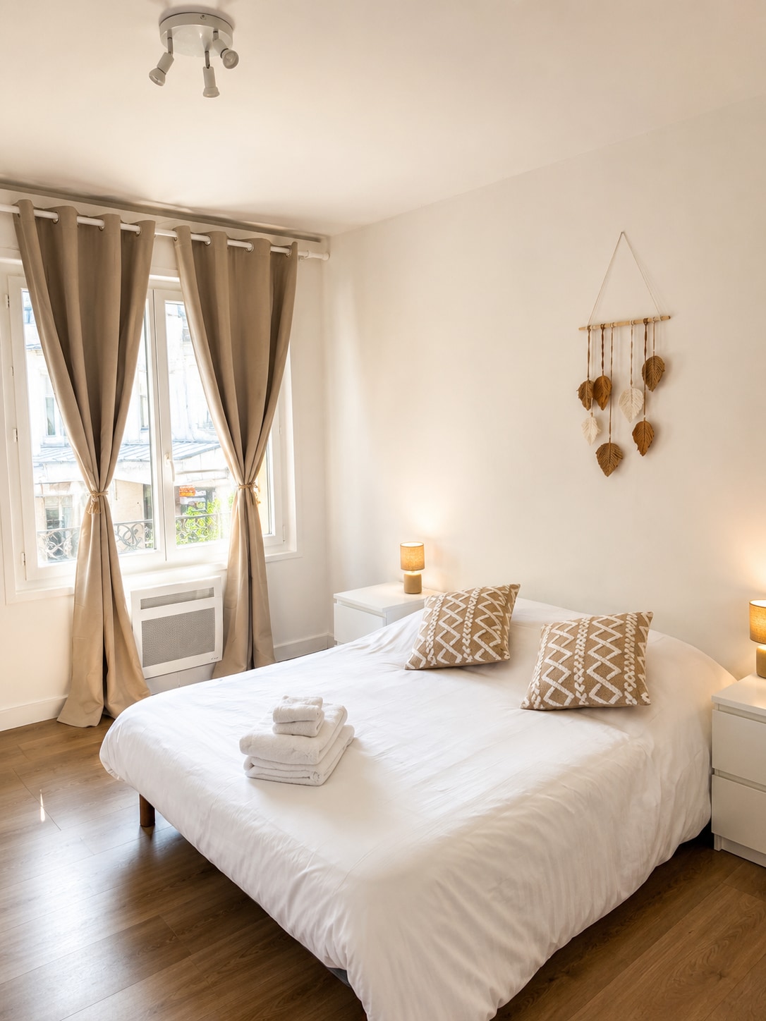 Bohemian Studio • Downtown • Parking nearby - Apartments for Rent in ...