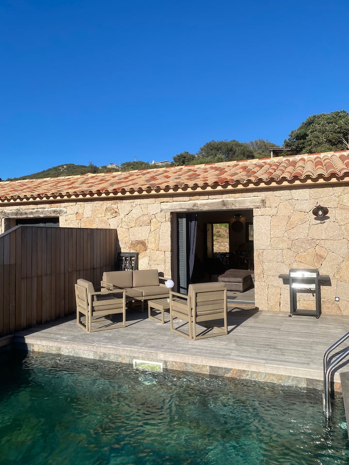 Villa De Charme En Pierre Avec Piscine Privée - Figari