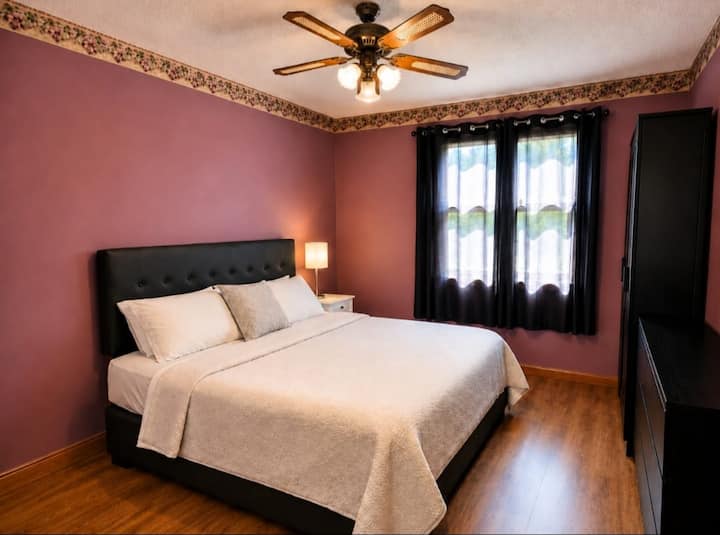 Lake Huron 3br Near Downtown + Big Playground - Kincardine