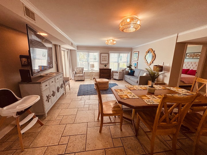 Beach Retreat - Tybee Island, GA