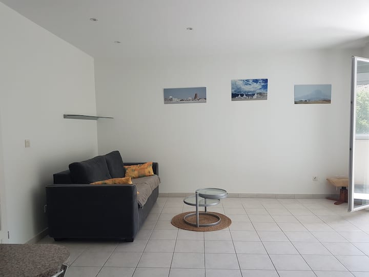 Bel Appartement Dernier éTage Avec Grande Terrasse - Die