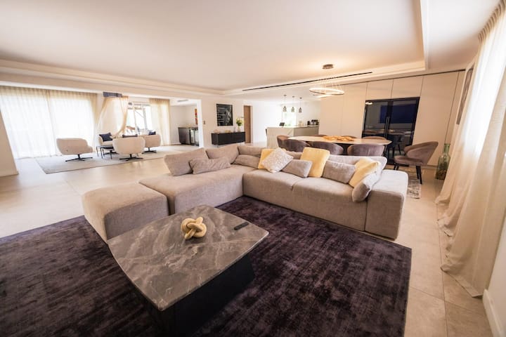 Villa Avec Piscine, Jacuzzi & Vue Montagne - La Colle-sur-Loup
