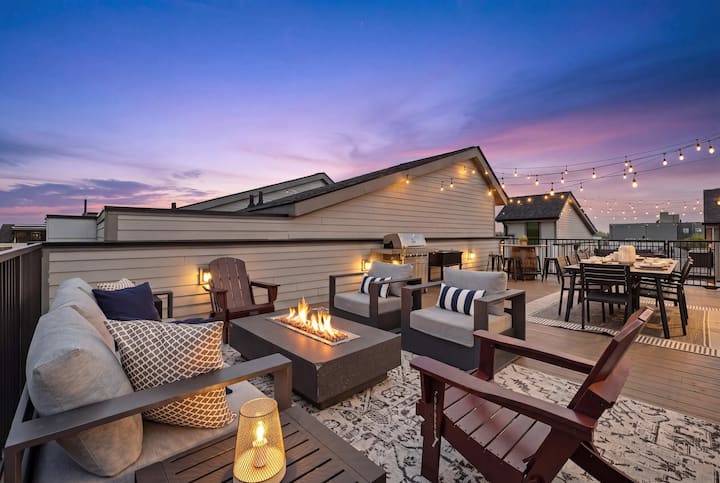 The Iron Horse - Game Room, Rooftop Oasis - Nashville, TN