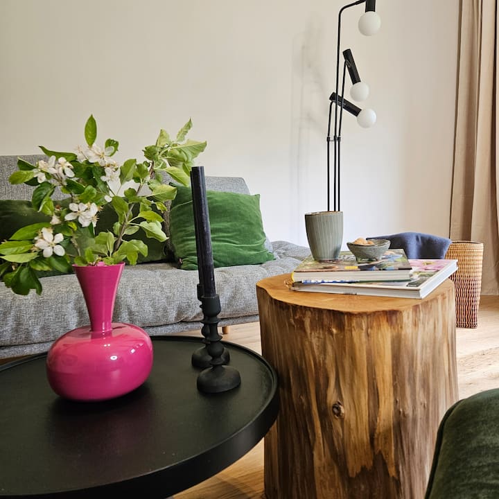 Landglück Für Zwei. Design Im Grünen. - Oldenburg