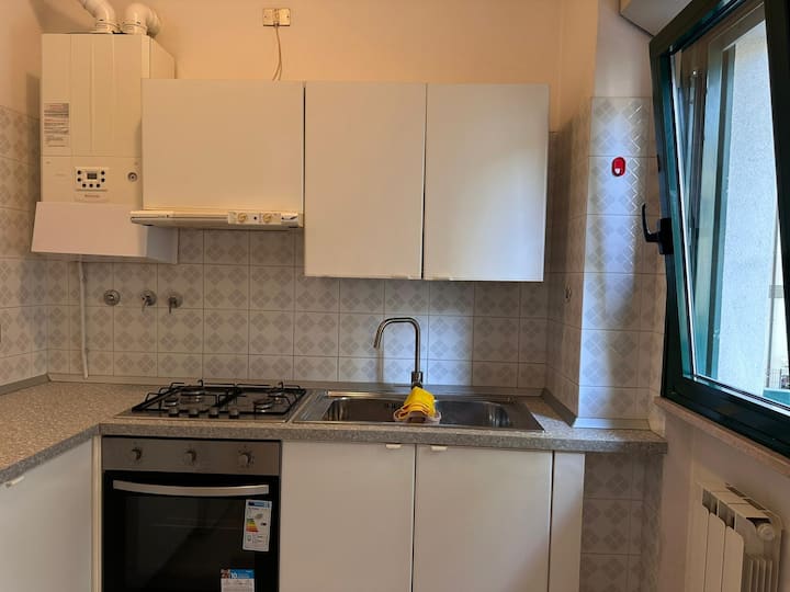 Appartamento Con Balcone, Ac E Posto Auto - Misano Adriatico