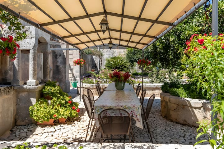 Villa Aguglie - Suite Gelsomino - Pozzallo