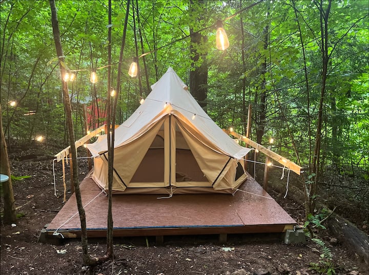 Forest Spirit Glamping Tent - David Crockett Birthplace State Park, Limestone