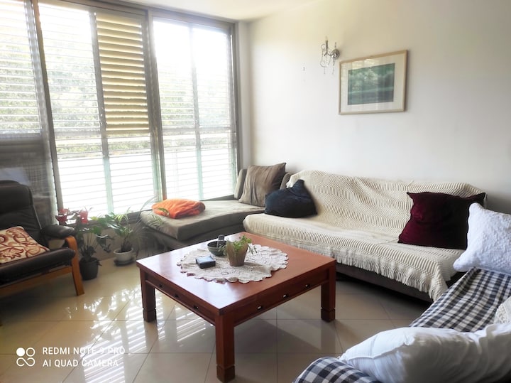 Massive 3br Vintage Home | Perfect For Families - Tel Aviv