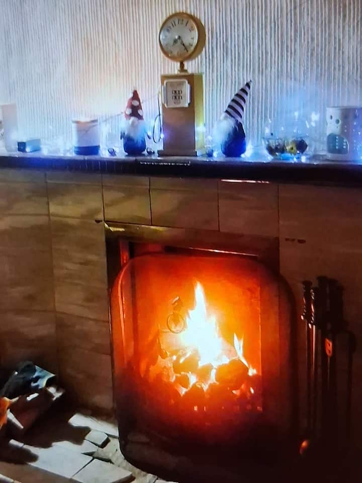 Charming Two Bedroom House In Limerick City. - Limerick, Ireland