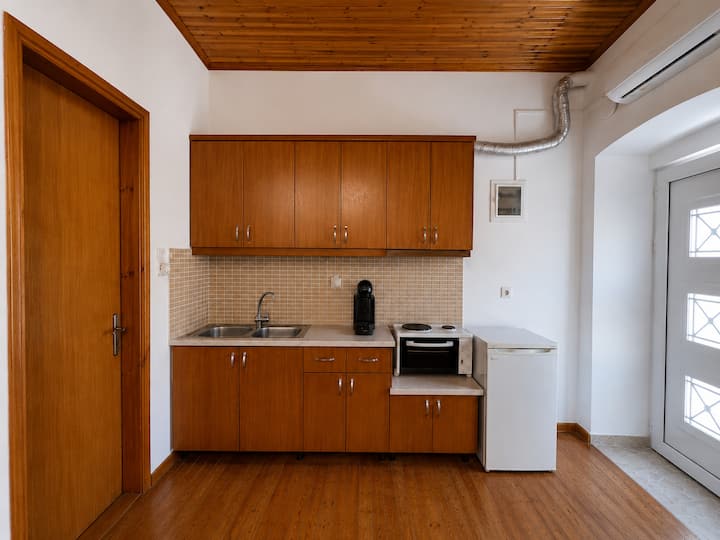 Traditional Himara’s Room With View! - Himarë