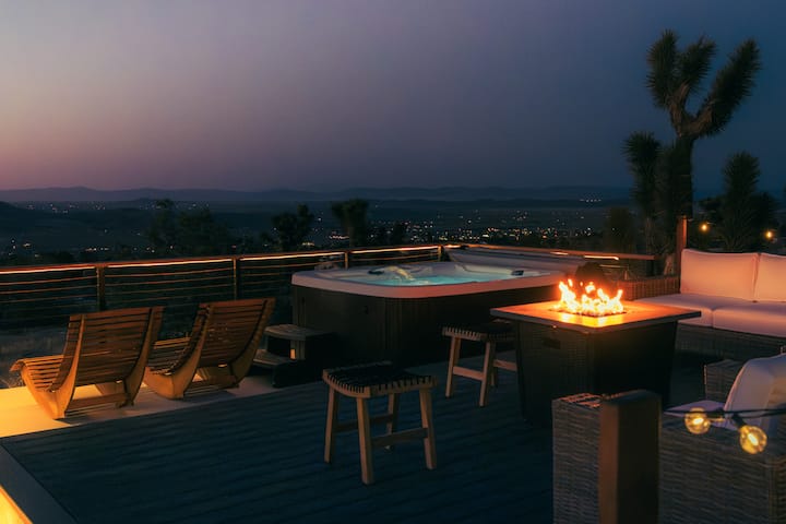 Hilltop Views, Hot Tub, Sauna, Fire Pit | Rosewood - Joshua Tree, CA