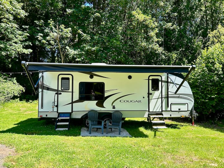 Peaceful Country Rv Escape - King Bed, Fire Pit - Gig Harbor, WA