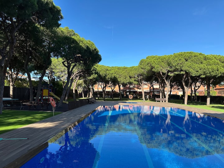 Casa Familiar Con Piscina Junto A La Playa - Castelldefels