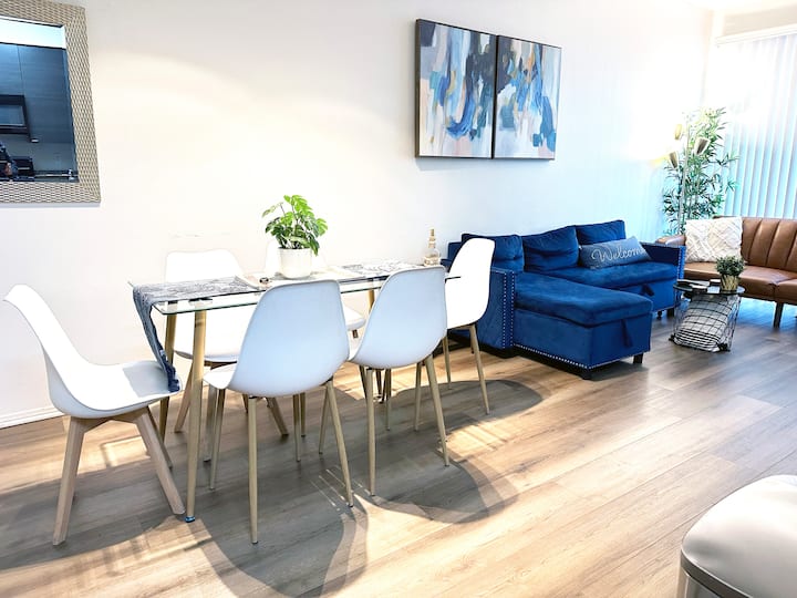 Marina Del Rey Getaway  Pool, Parking & Wifi - Venice Beach, CA