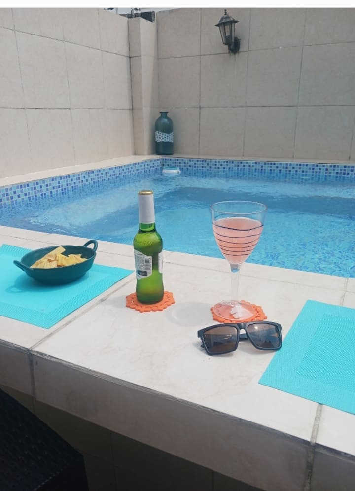 Hermosa Casa Con Piscina Privada. Via Samborondón - Ecuador